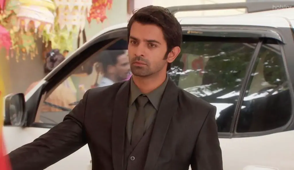 IPKKND Today Hotstar Arnav Khushi strange connect - TellyReviews