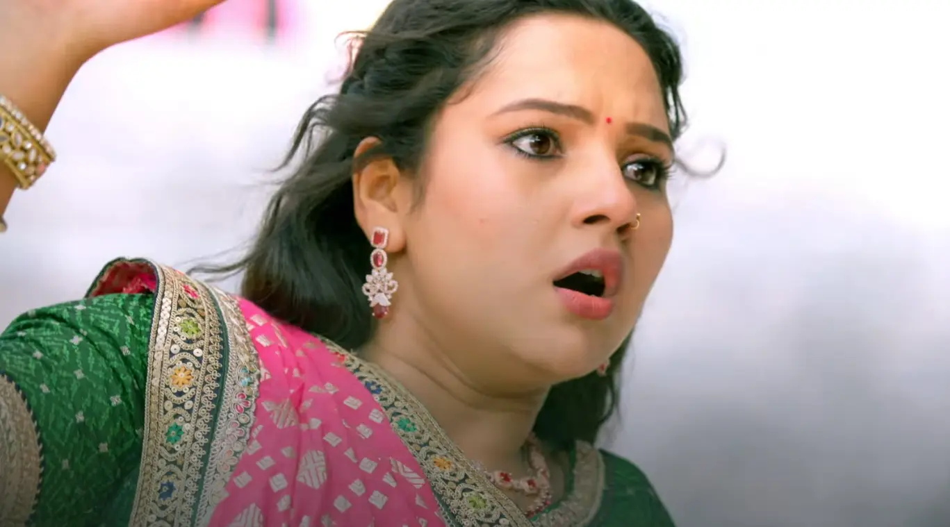 Vasudha 11th July 2025 Written Update: Vasudha Alerts Devansh ...