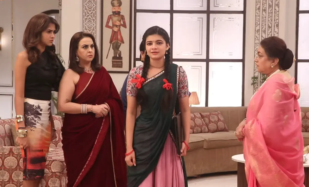 Saru Upcoming News: Saru Claims Bajaj's Property; Dadi Slaps Saru ...